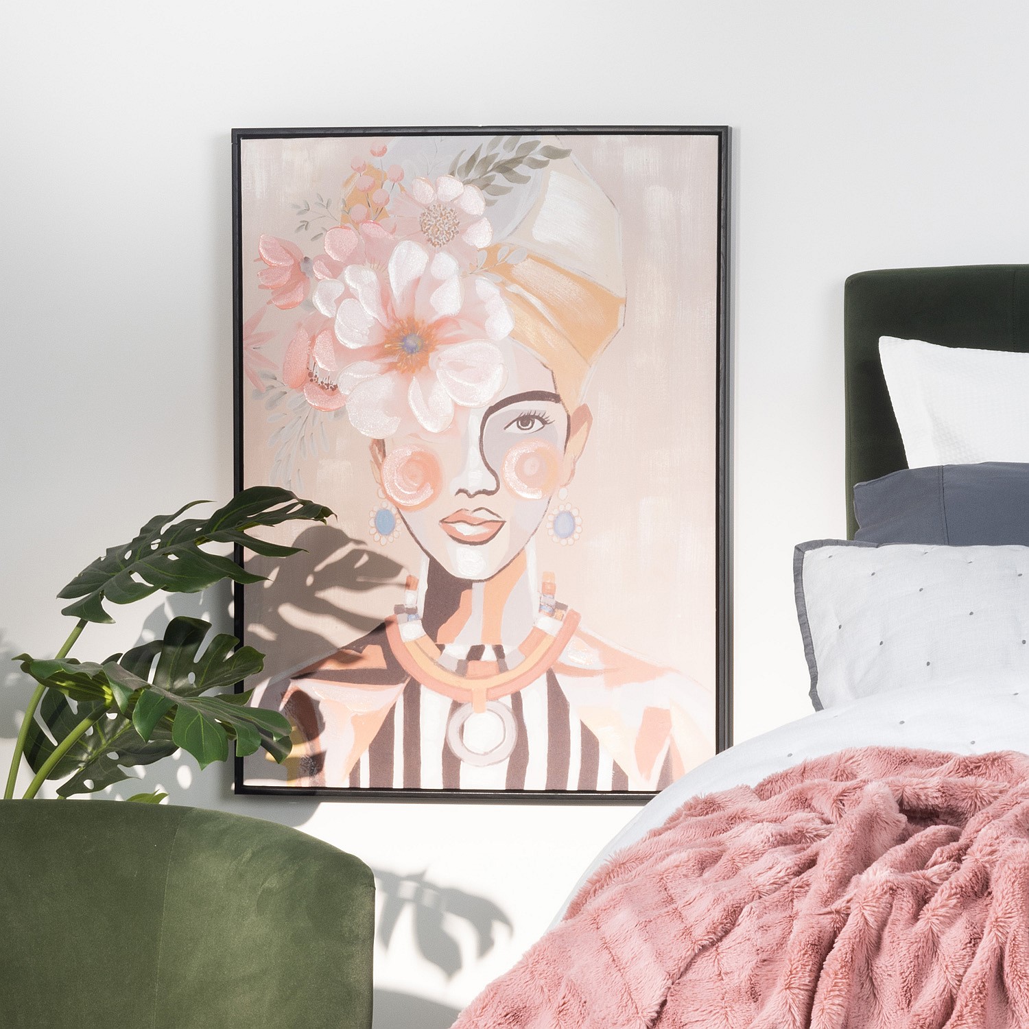 wall-art-design-republique-abstract-miss-wall-art