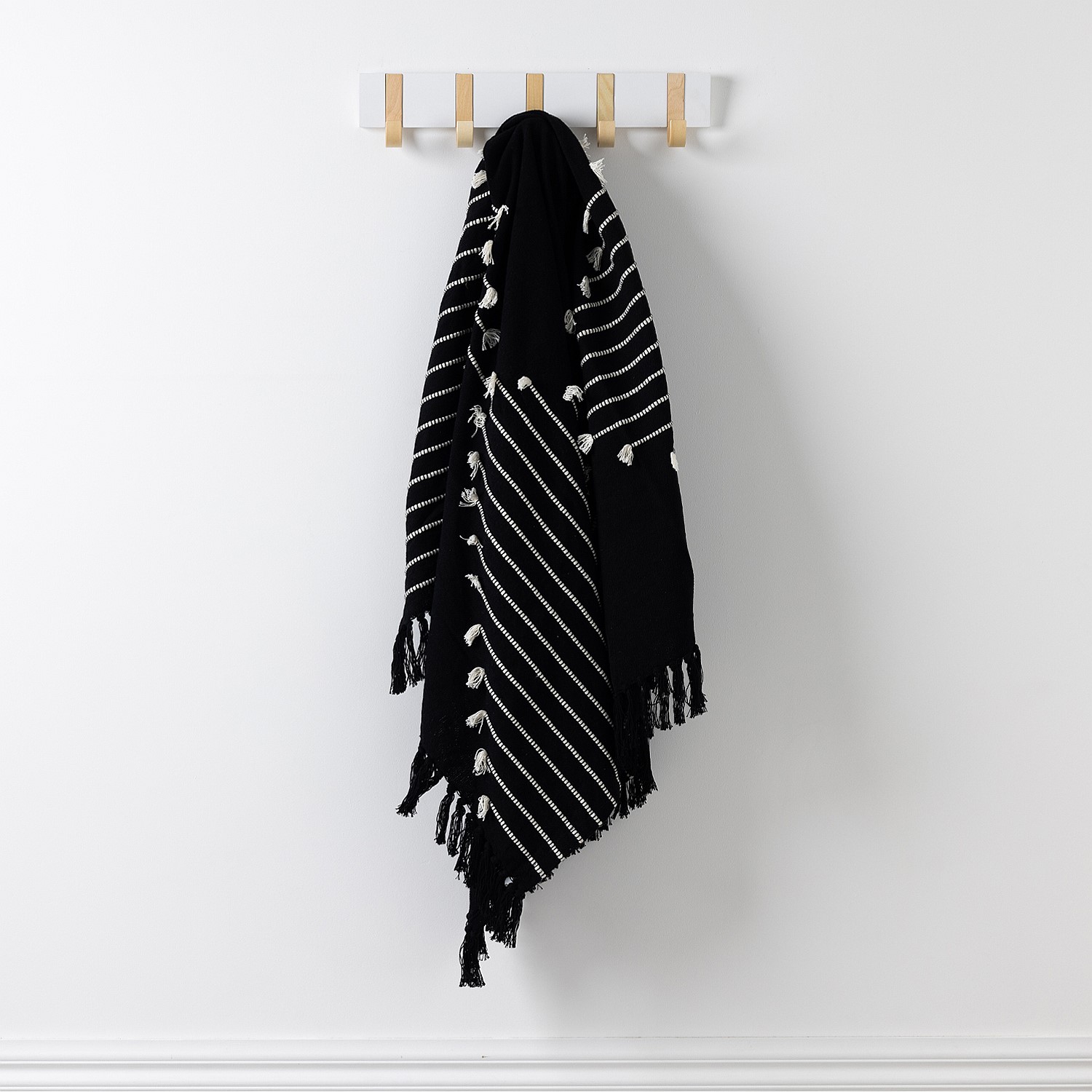 Throws - Design Republique Peta Diamond Throw