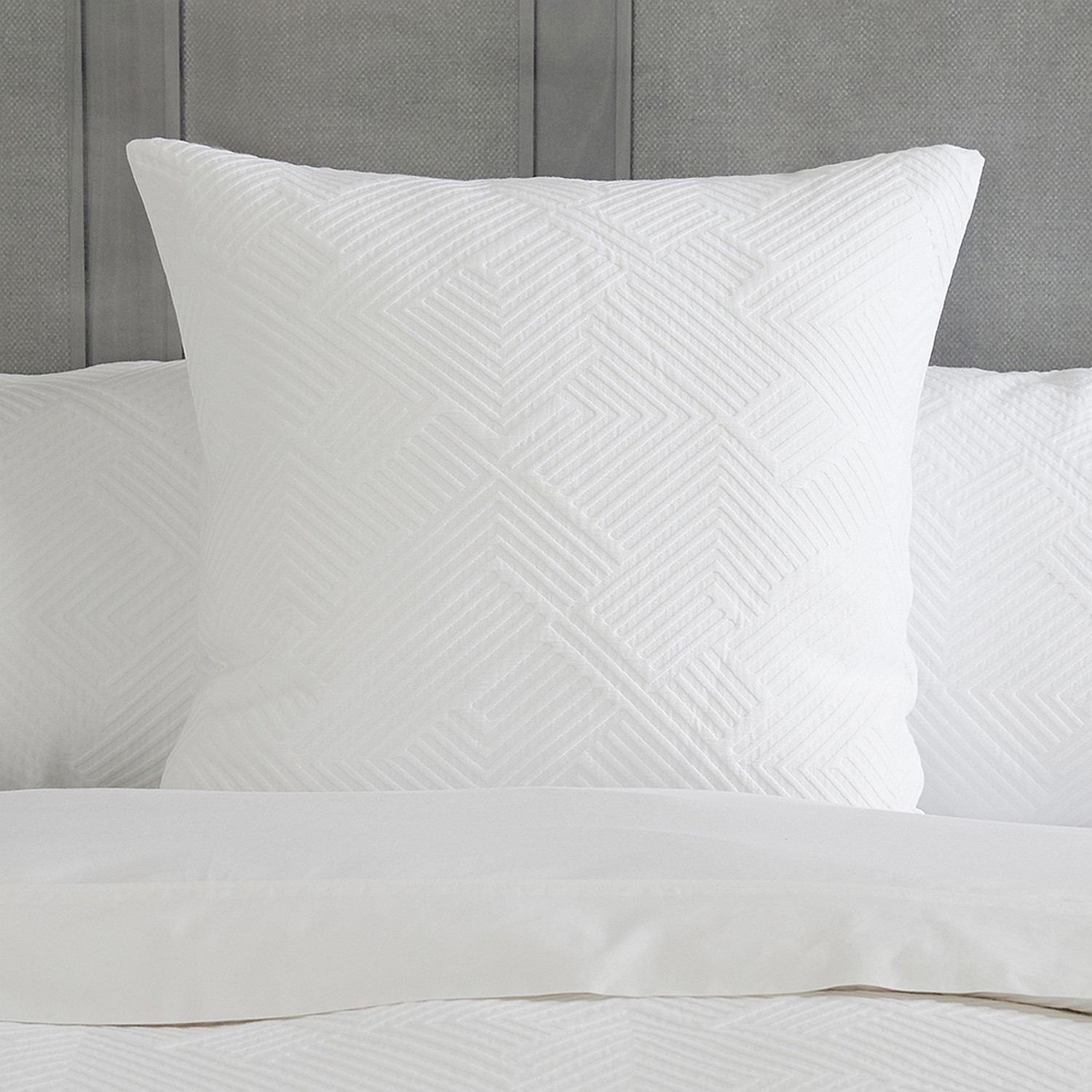 Duvet Covers - Gracious Living Megan European Pillowcase