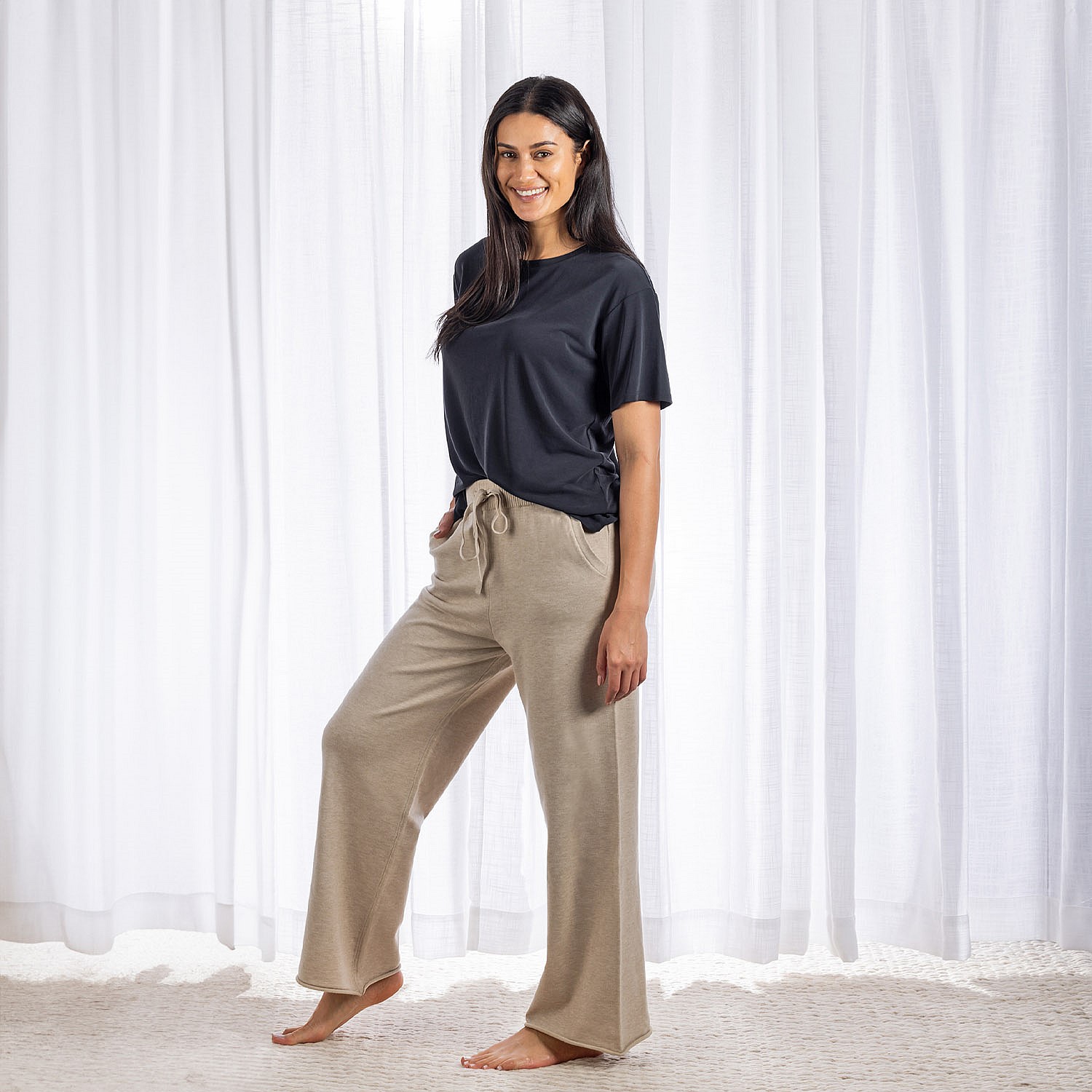 Simple & Sunday Knit Slim Leg Pants