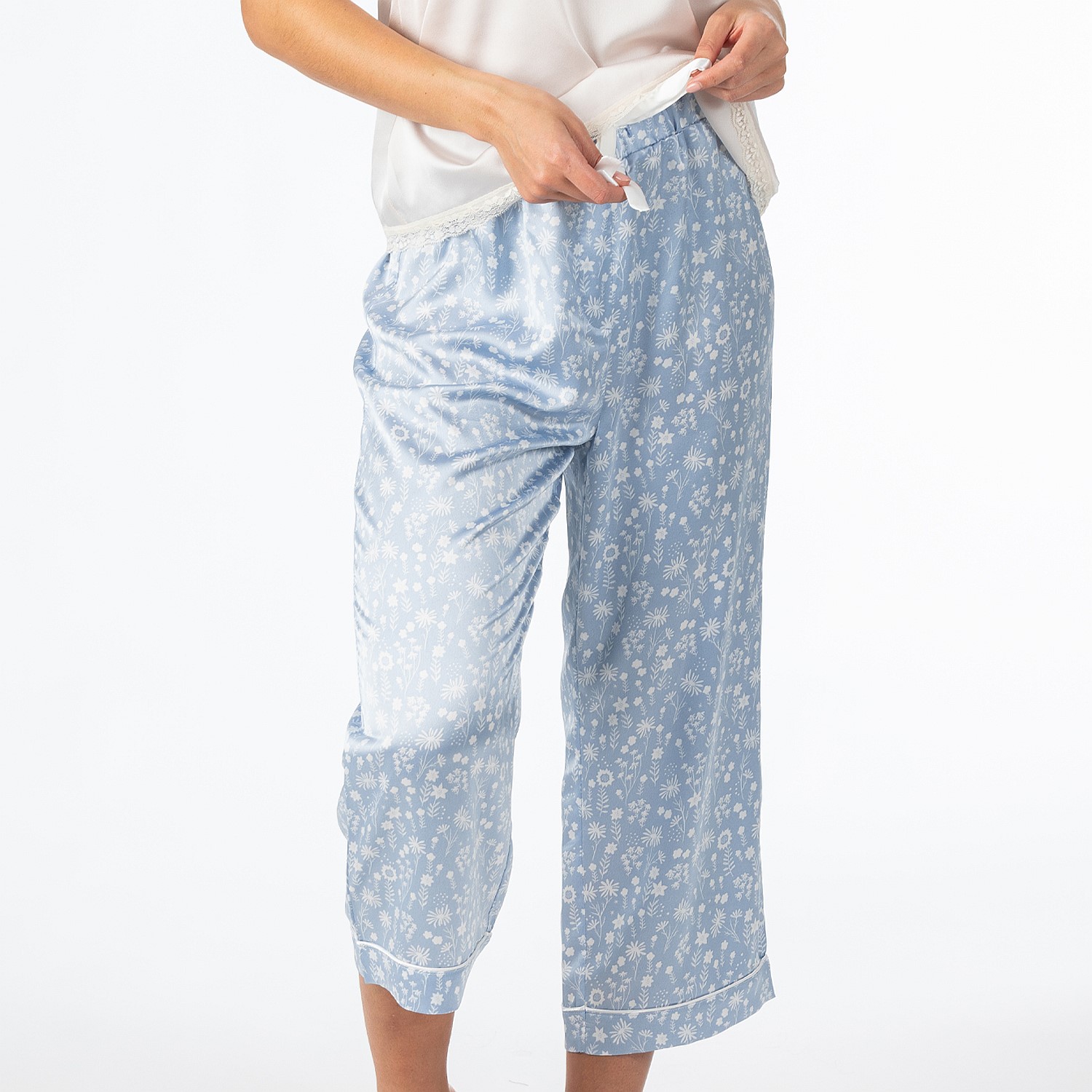 bb&b Sleep Elisa Satin Capri Pants