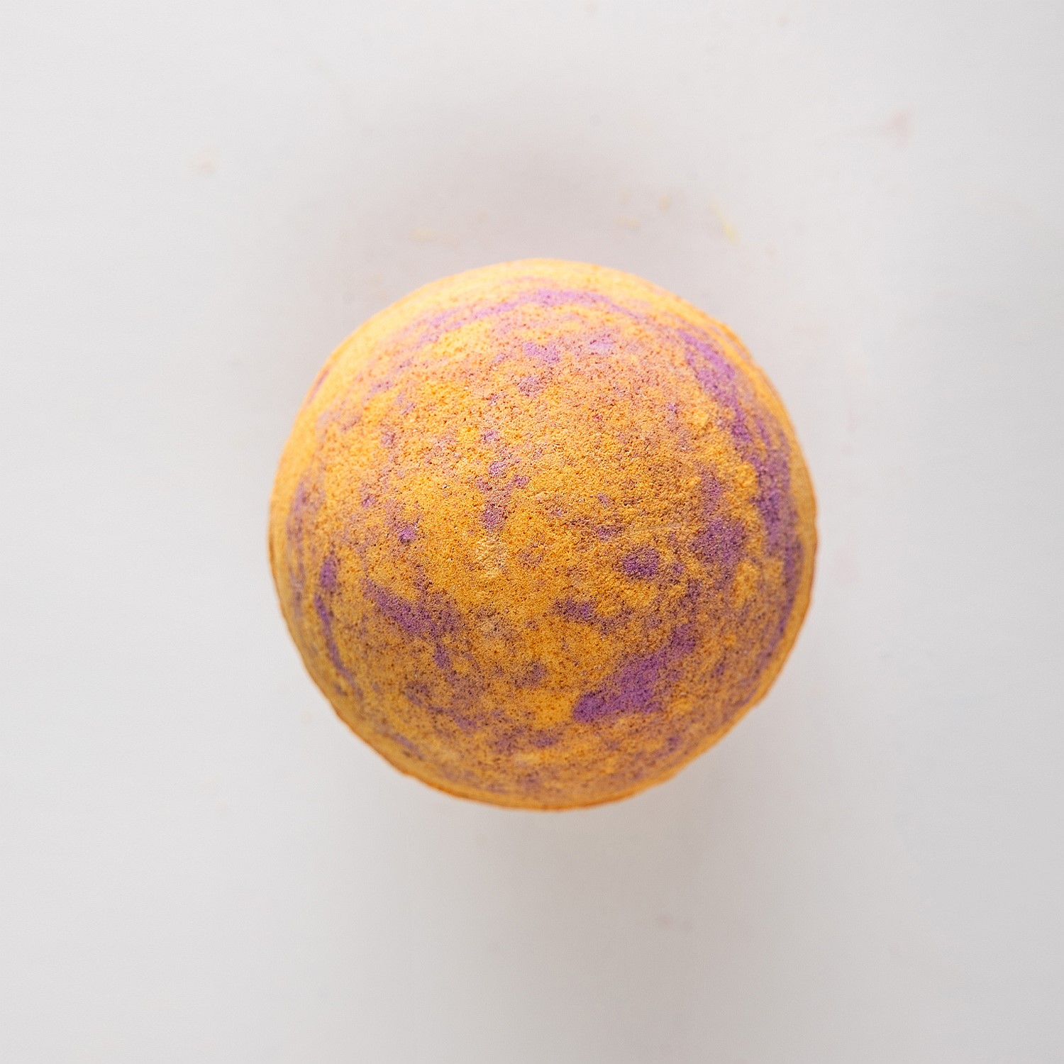 Body & Beauty - Grace & Gild Eden Mango Bath Bomb