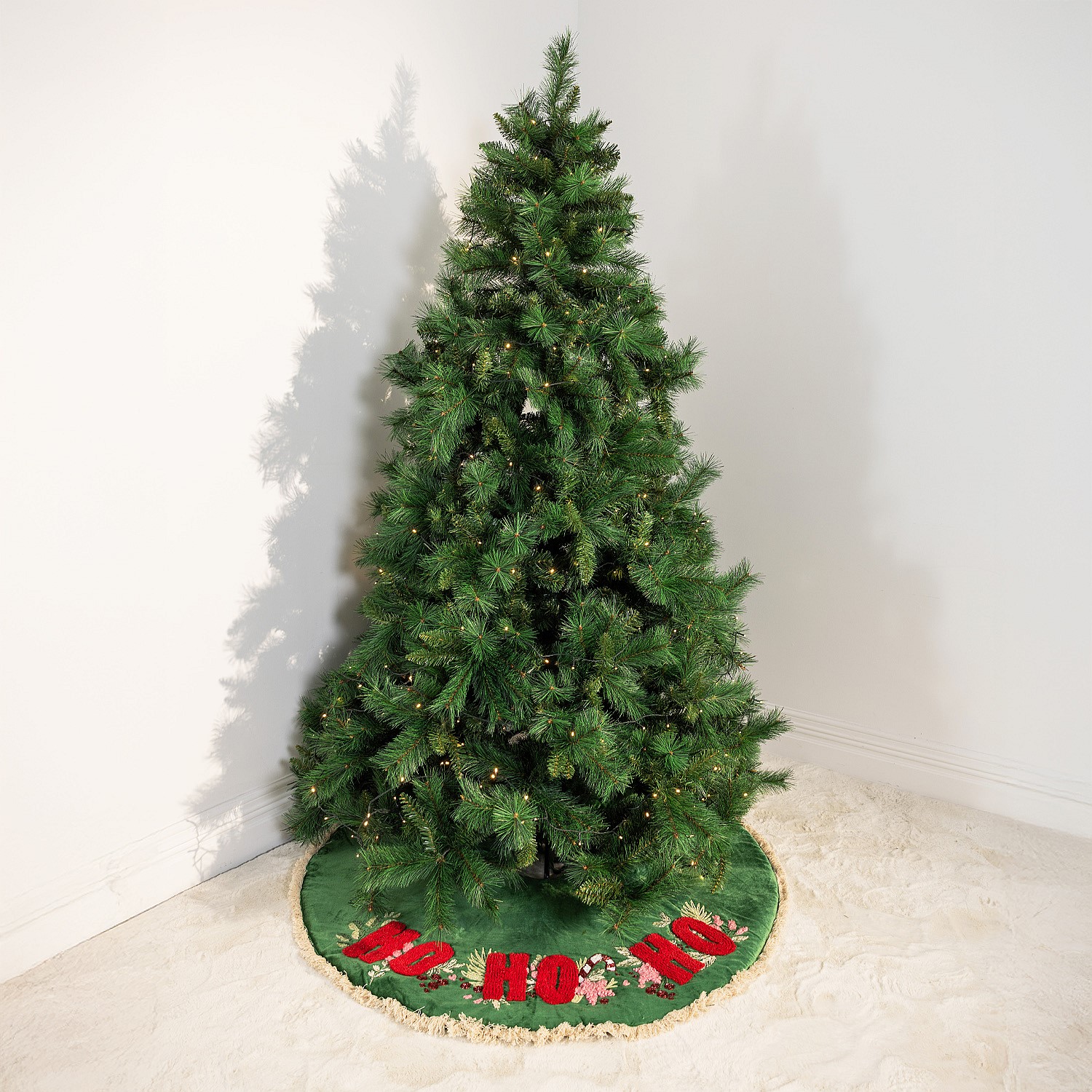 Christmas Tree Decorations | Ornaments, Baubles & Tree Decor | Bed Bath ...