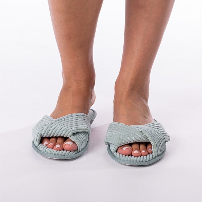 Shop Our New Season Range | Bed, Bath & Beyond NZ - bb&b Sleep Renee ...