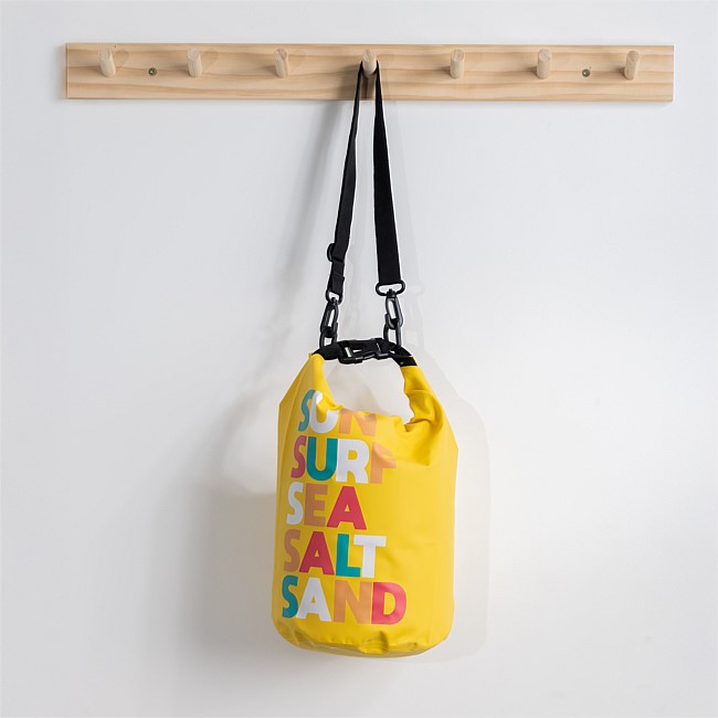 Shop Stylish Beach Bags & Cooler Bags – For Every Adventure | Bed Bath ...