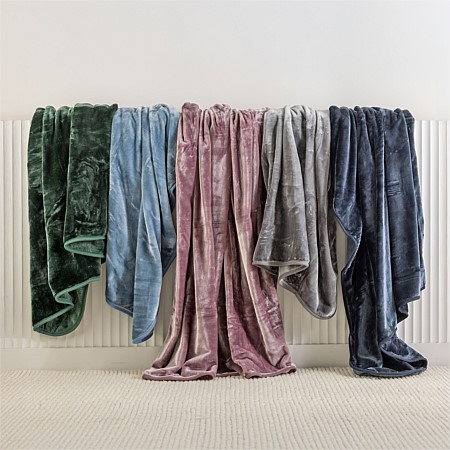 Shop Blankets: Weighted, Wool & More | Bed Bath & Beyond NZ